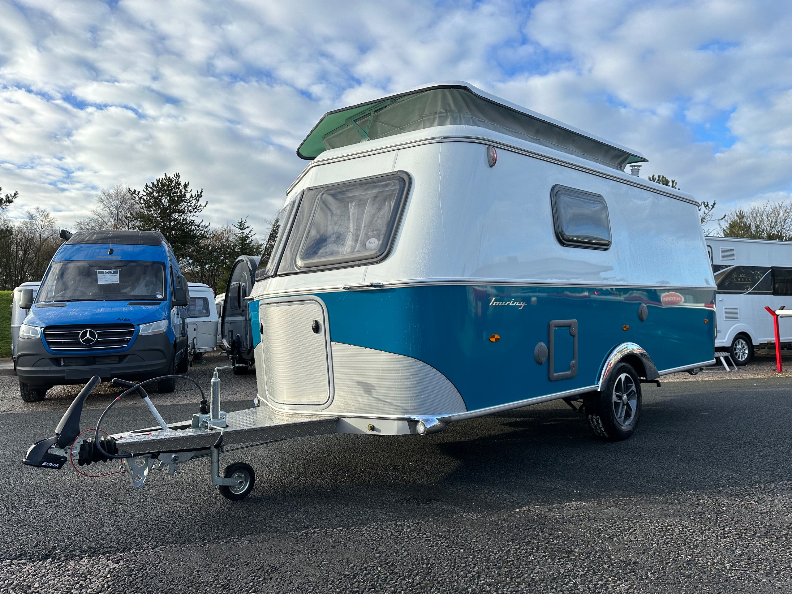 2024 Eriba Touring 530 Harbour Blue