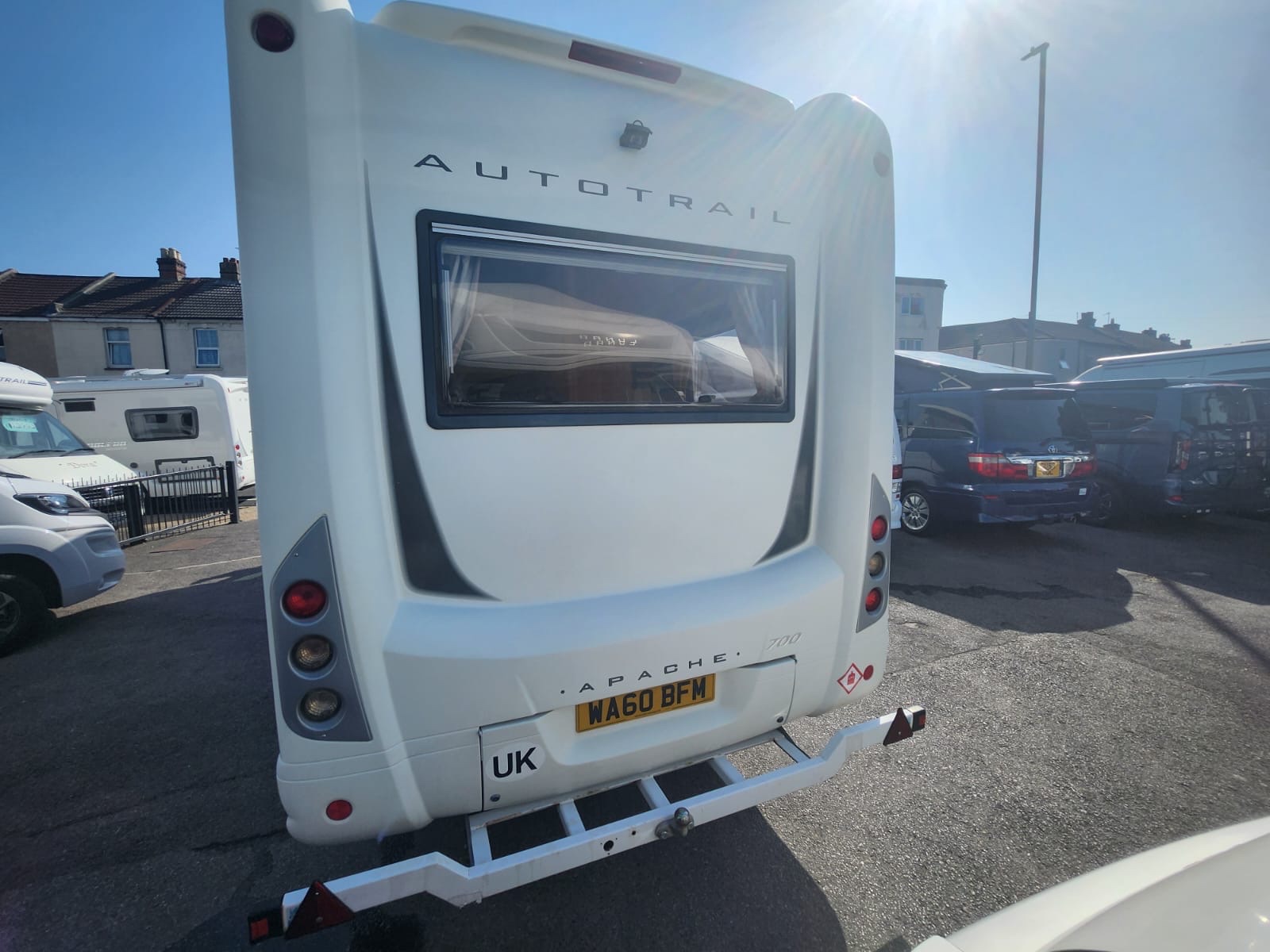 2010 Auto Trail Apache 700 White
