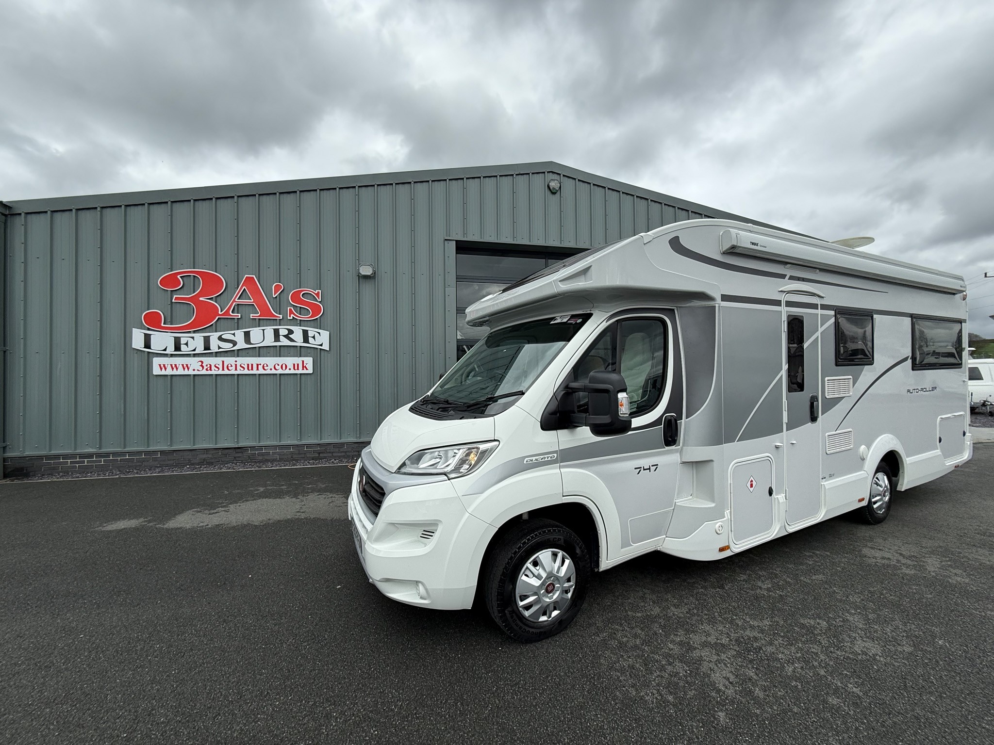 2020 Roller Team 747