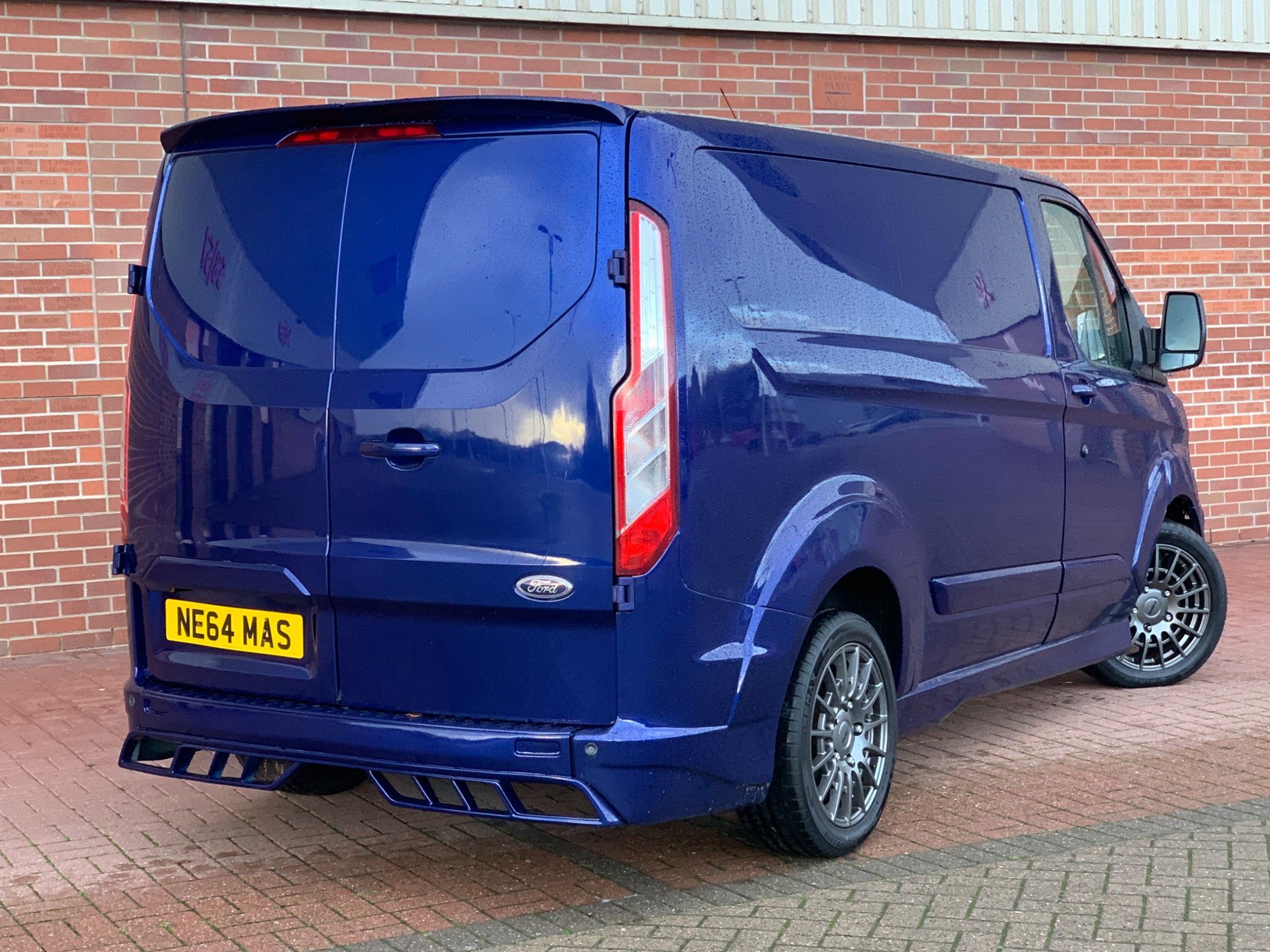 Ford Transit Custom 2.2 TDCi 125ps Low Roof Trend Van 2014