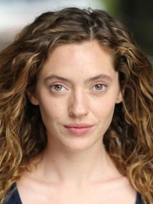 Sinead MacInnes, Actor, London