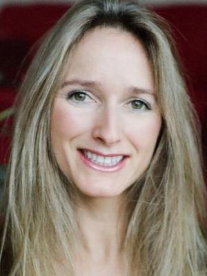 Samantha Irving, English, England