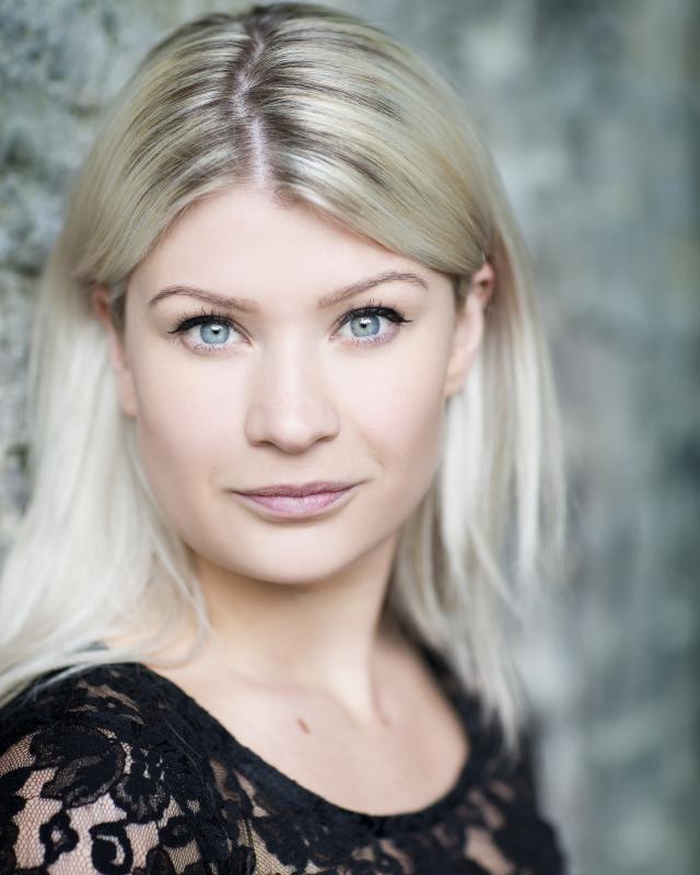 Samantha Shaw, Actor, London