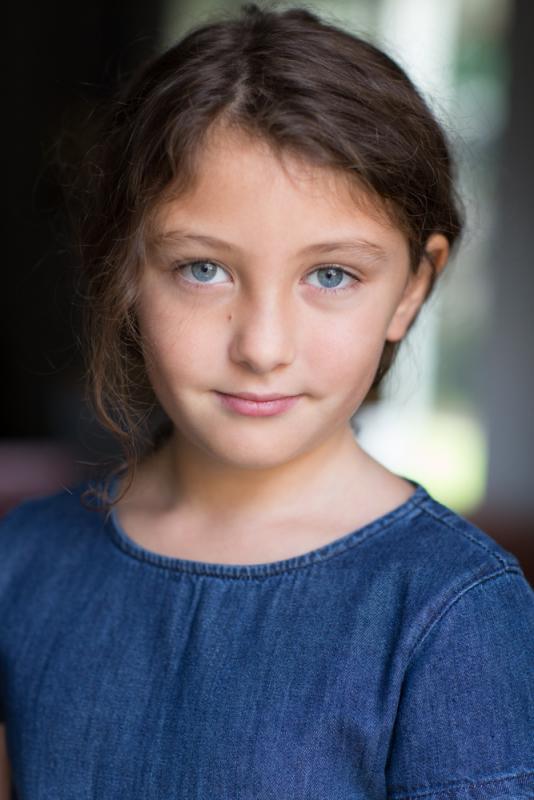 Chloe Raphael, Child-actor, London