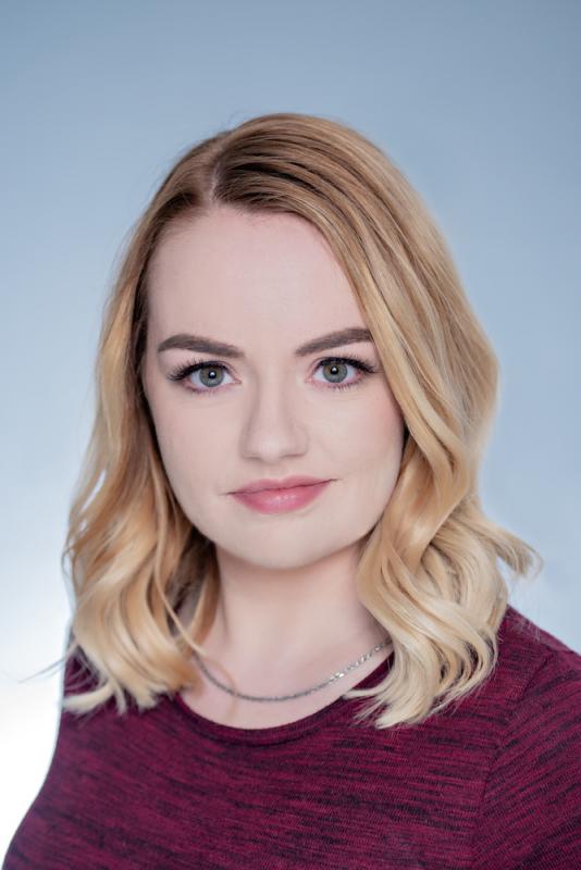 Lorna Adams, Actor, Singer, England