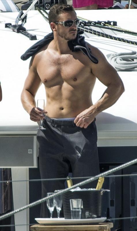 Alan Calton, Actor, London & Norfolk