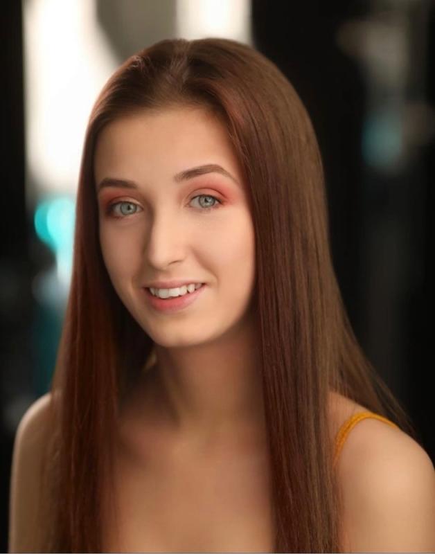 Chloe Hearn, Actor, Dancer, london
