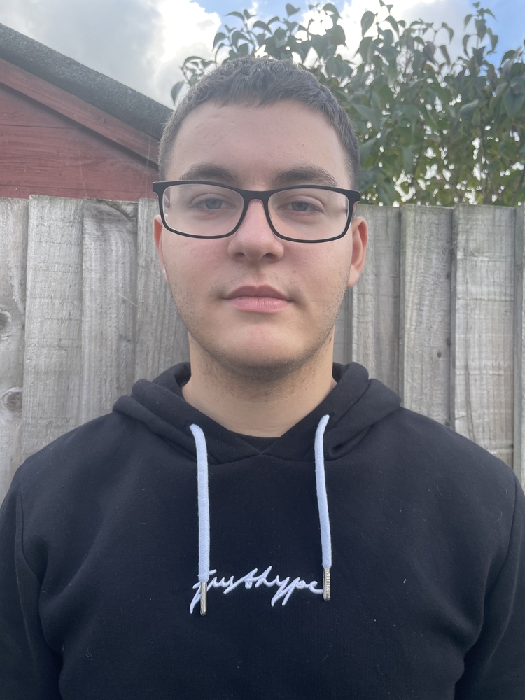 Joe Davison, Actor, England