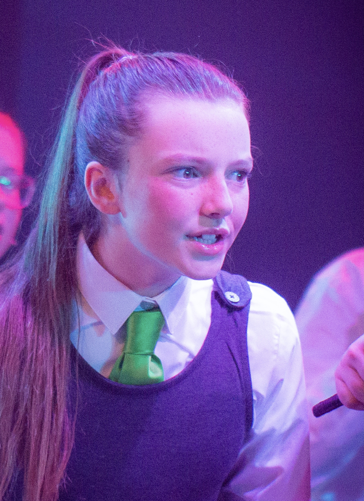 Alice Quine, Actor, England