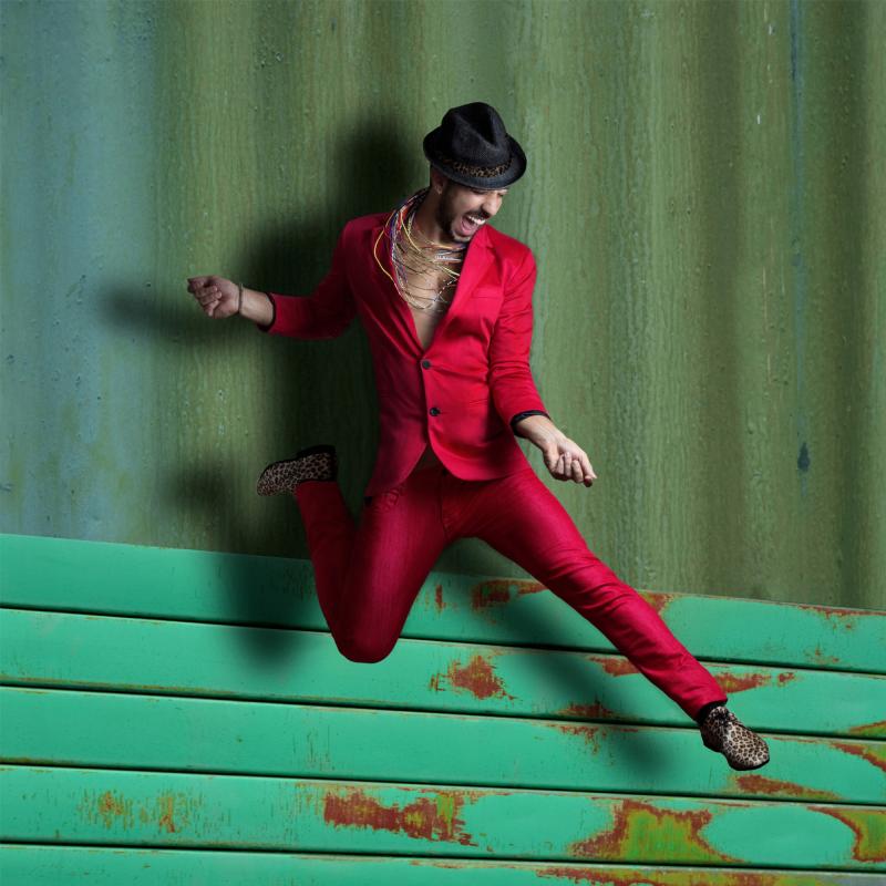 Milo Lee, Singer, England