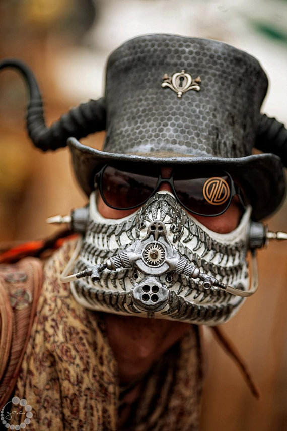 The 12 Masks of Halloween: #12 Steampunk Respirator