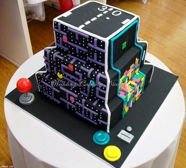 Retro classic games turned into tasty cake!