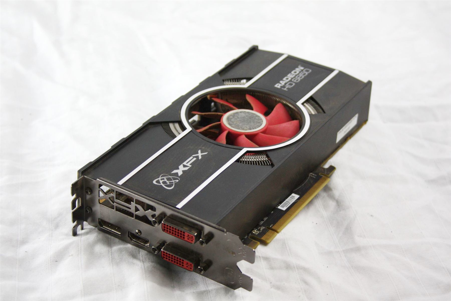 XFX Radeon HD 6850 PCI-E Graphics Card 1GB Dual DVI 80-685X95BF-NTK | eBay