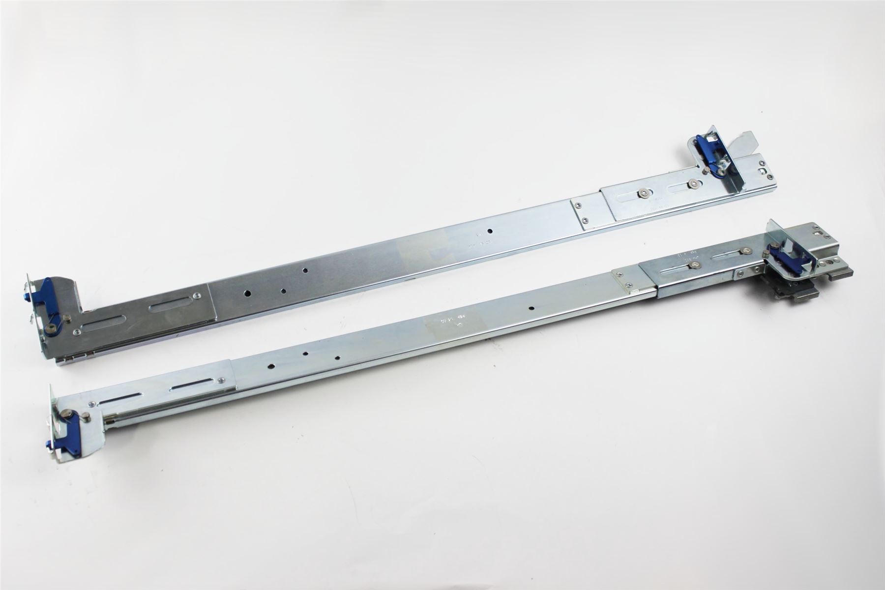 Dell PowerEdge R550 Rack Mount Rails 30" Length Left & Right R-6M364 L ...