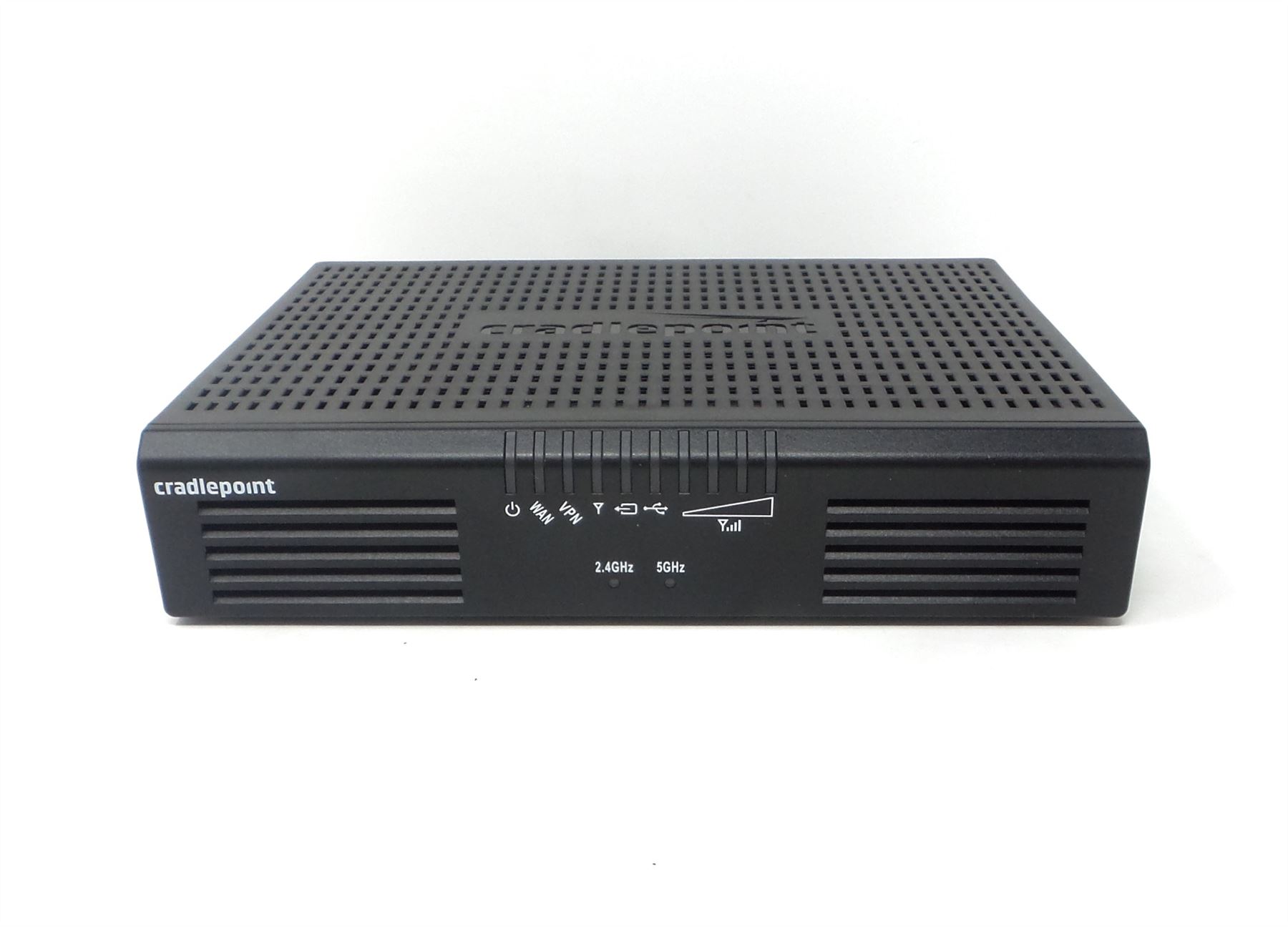 Cradlepoint AER Series Advanced Wi-Fi Router AER1600LPE-VZ Black ...