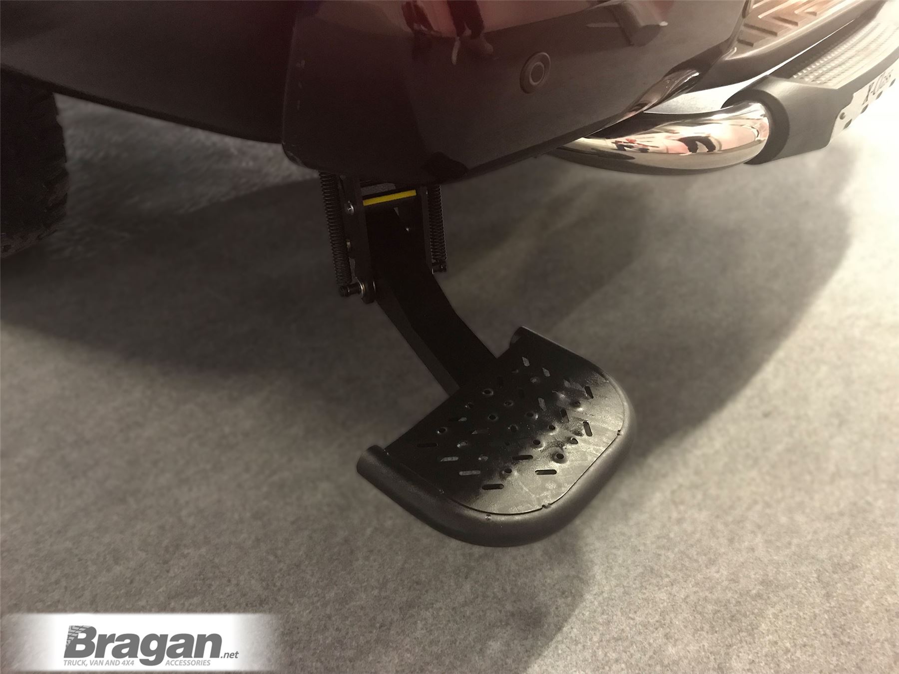 To Fit 2016+ Ford Ranger Retractable Back Rear Foot Step T-Step BedStep ...