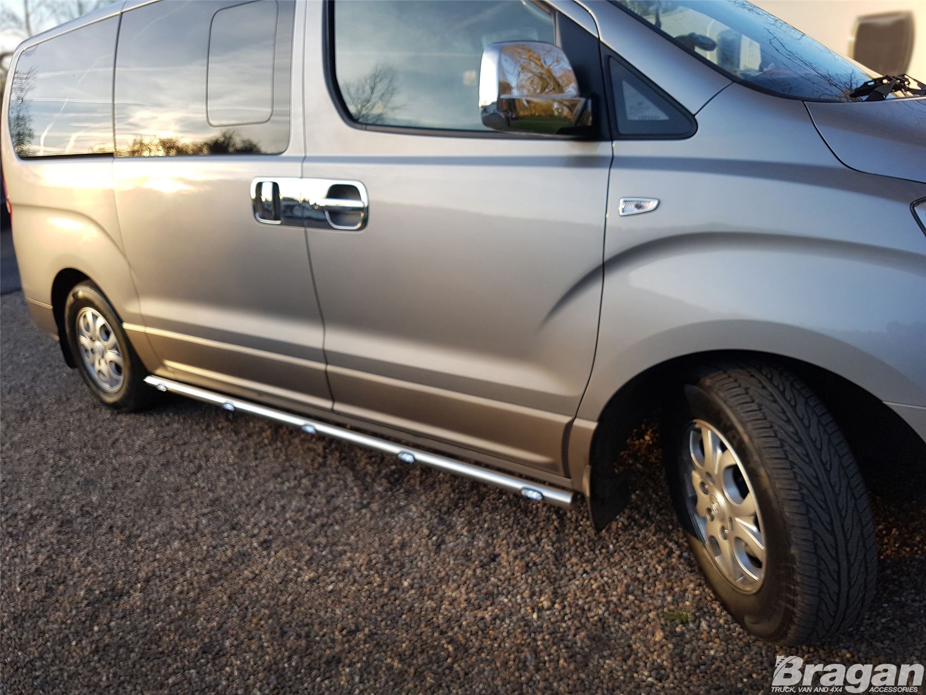 Side Bars + White LED For Hyundai i800 iLoad iMax 2007+ Polished ...