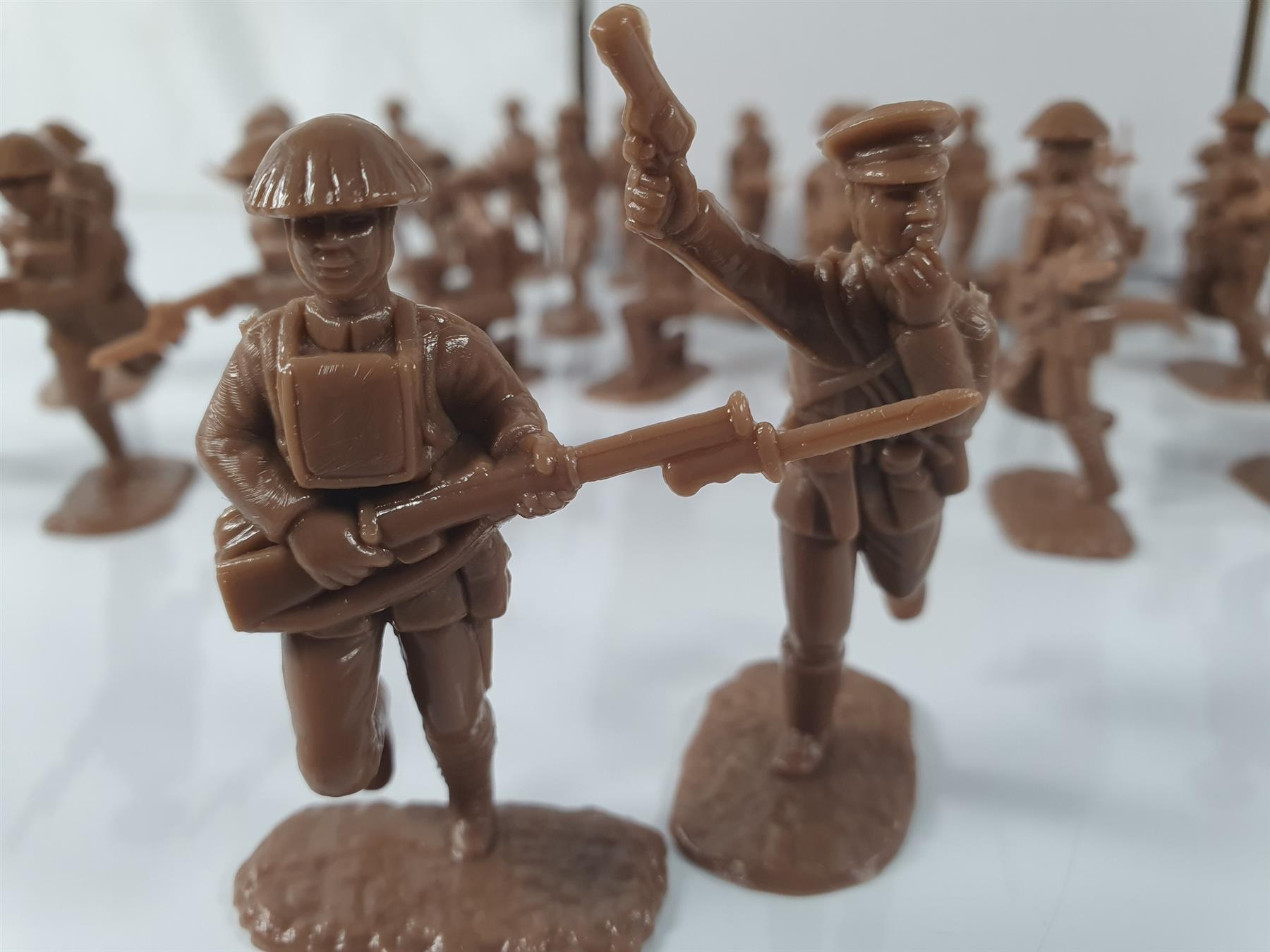 Armies in Plastic WW1 British Infantry 1917/18 31 Figures 1/32 Scale on ...