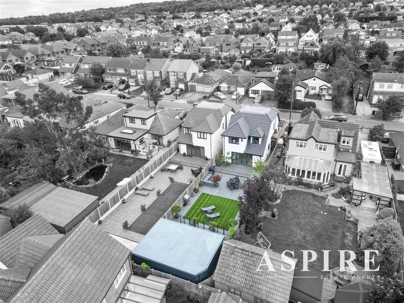 Properties for Sale in Benfleet, Benfleet Essex | Nethouseprices.com