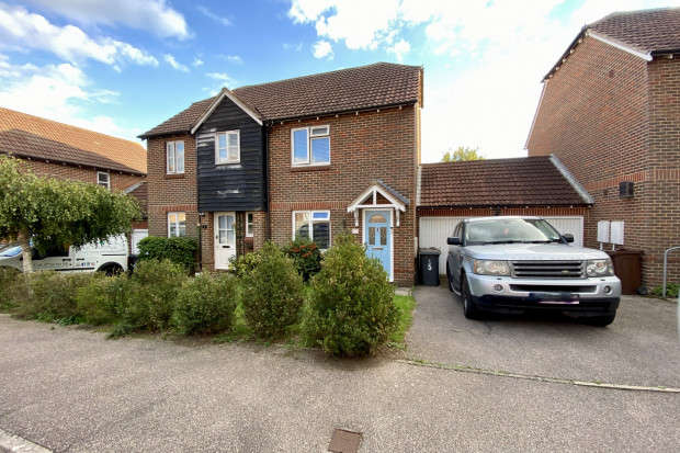 Property for Sale in St. Michaels Close, Pevensey, Bn24 ...