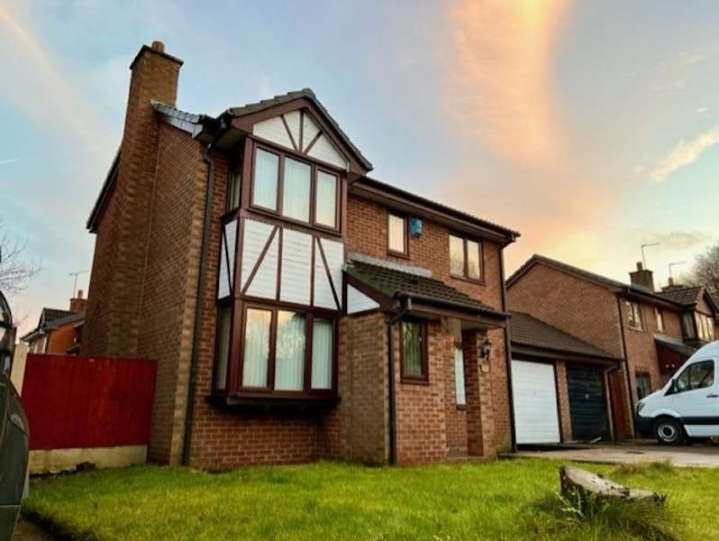 Properties for Sale in Rochdale, Freehold Estate Rochdale Lancashire ...
