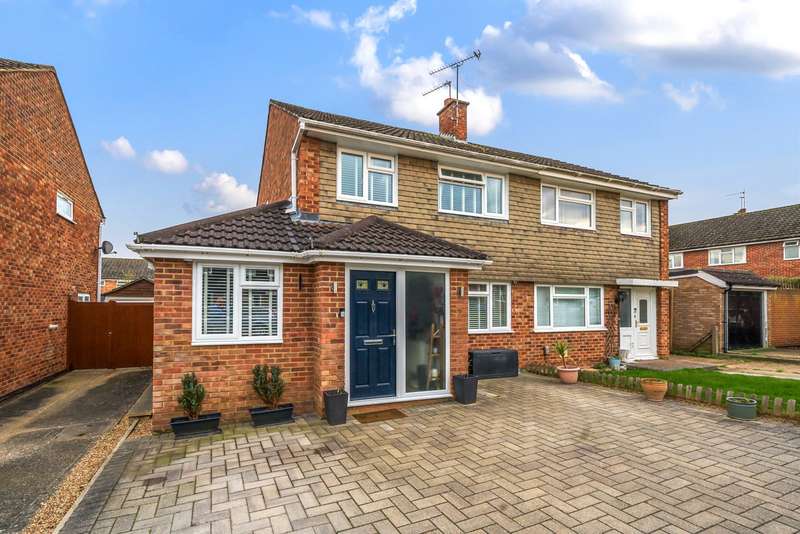 Property for Sale in Escombe Drive, Guildford, Surrey, Gu2 ...