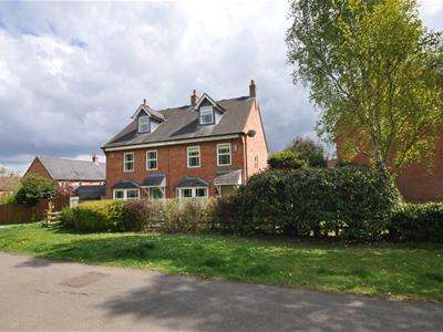 Property for Sale in Warren End, Mawsley Village, Nn14 | Nethouseprices.com