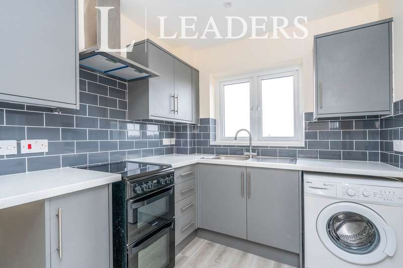 Property to rent in Rowan Court, Southsea, Po4 | Nethouseprices.com