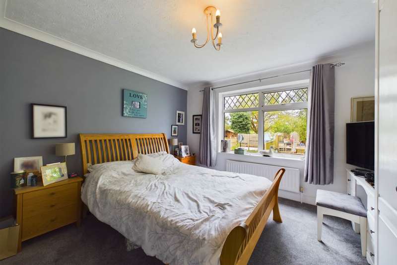 Property for Sale in Mountfield Road, Hemel Hempstead, Hp2 ...