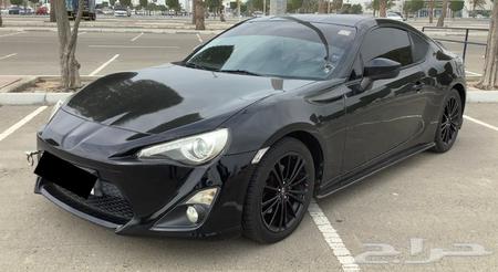 للبيع تويوتا 86 gt موديل 2013