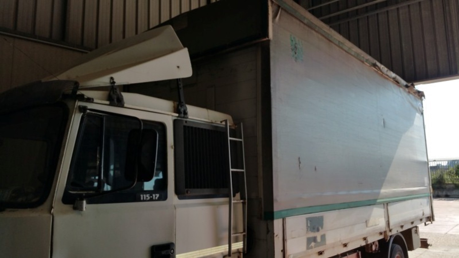 Lot Truck Iveco Unic