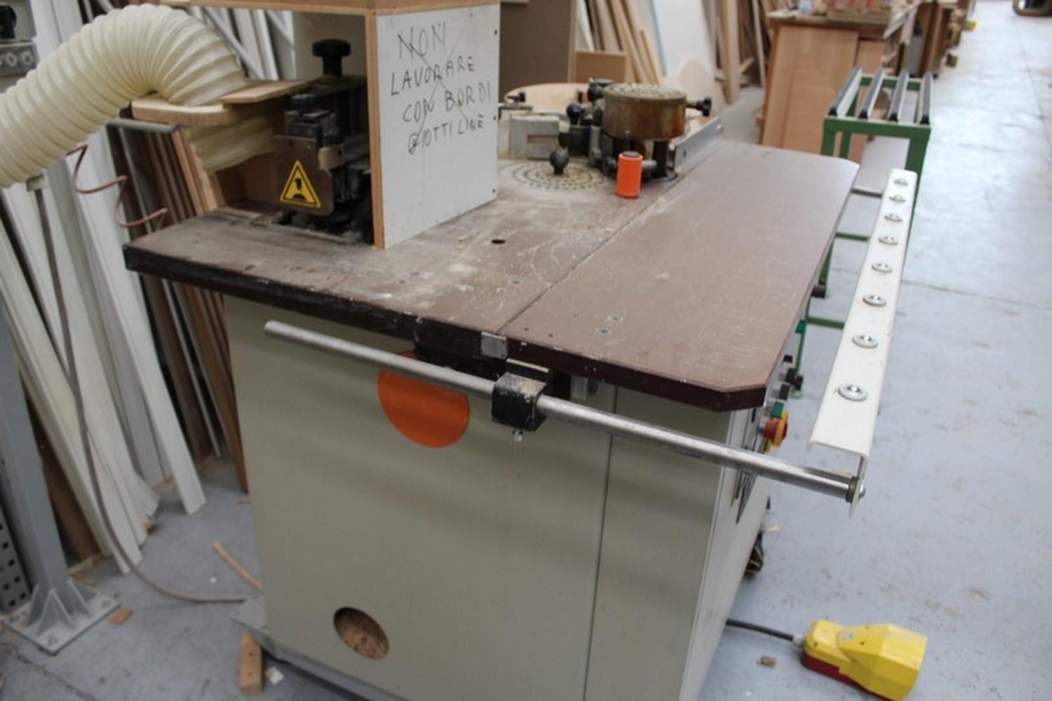 Lot Vitap and Stefani manual edge banding machines