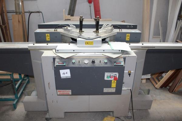 Lot Double cross cut saw machine
