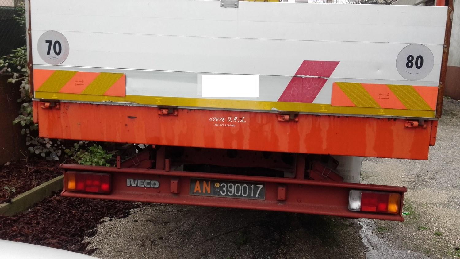 Lot Iveco Unic truck