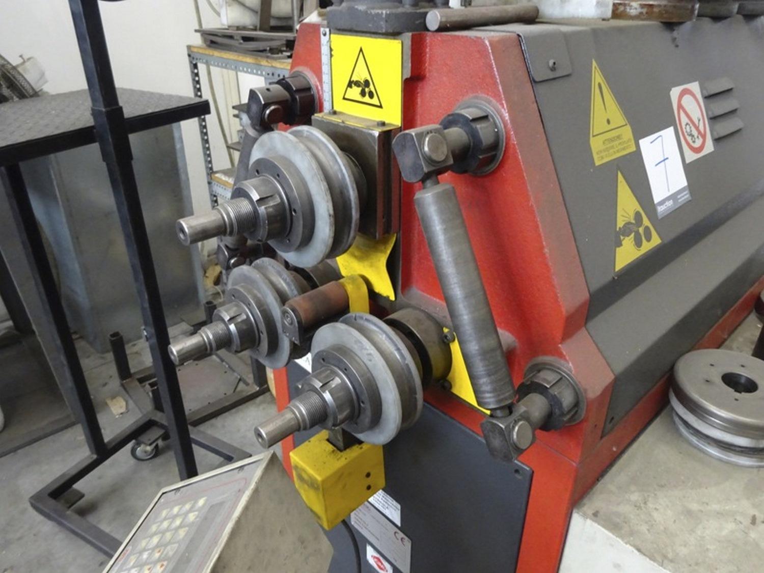 Lot Bending machine Tauring Delta 40