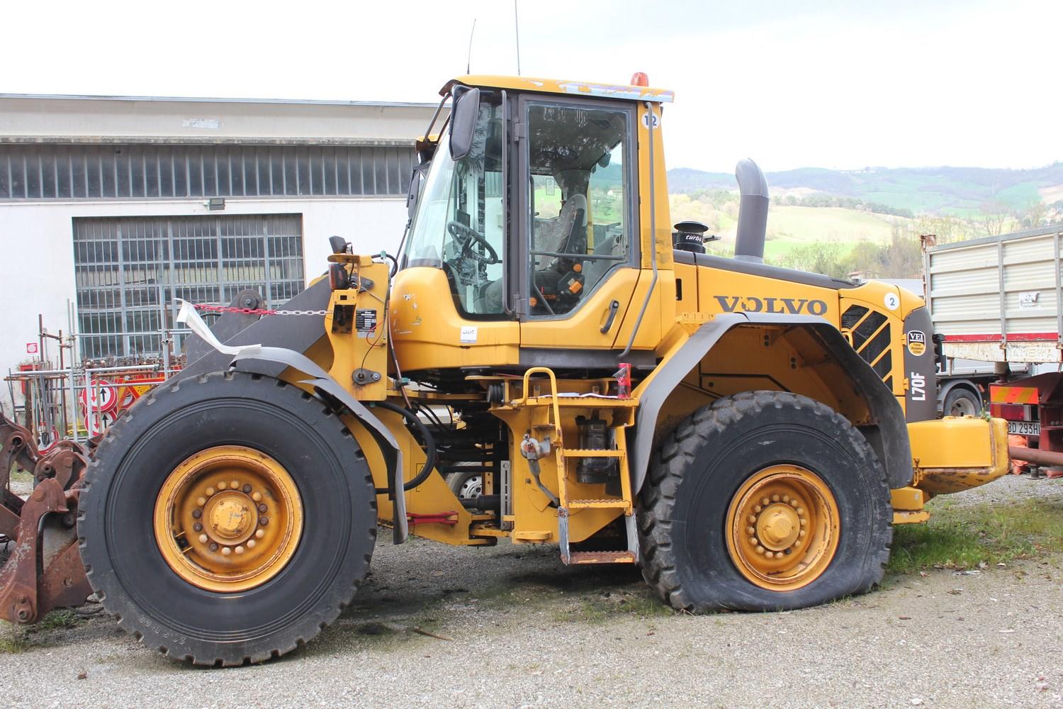 Lot Volvo L70F wheel