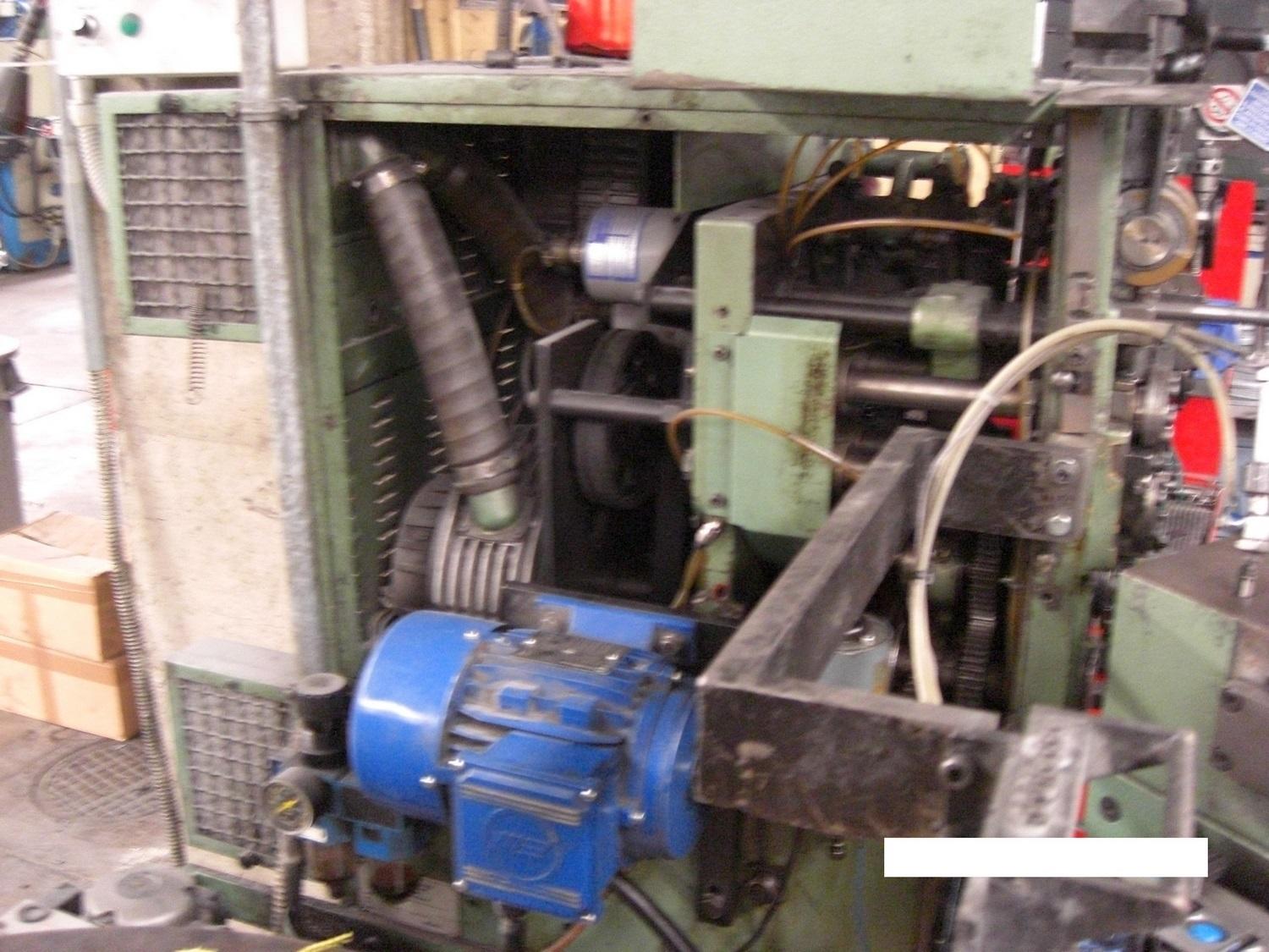 Lot Simplex Rapid springs molding machine