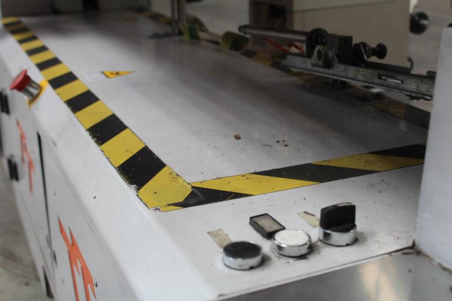 Lot Rev TT Automatic Punnet Machine