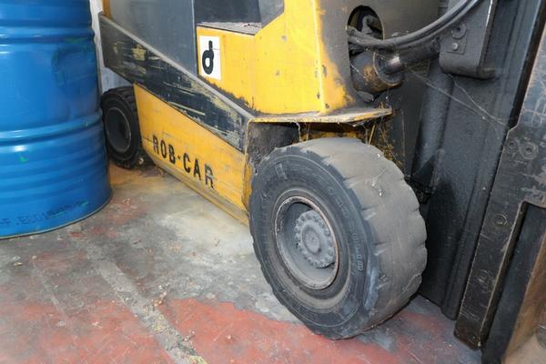 Lot Robustus forklift and Bassi Group battery charger