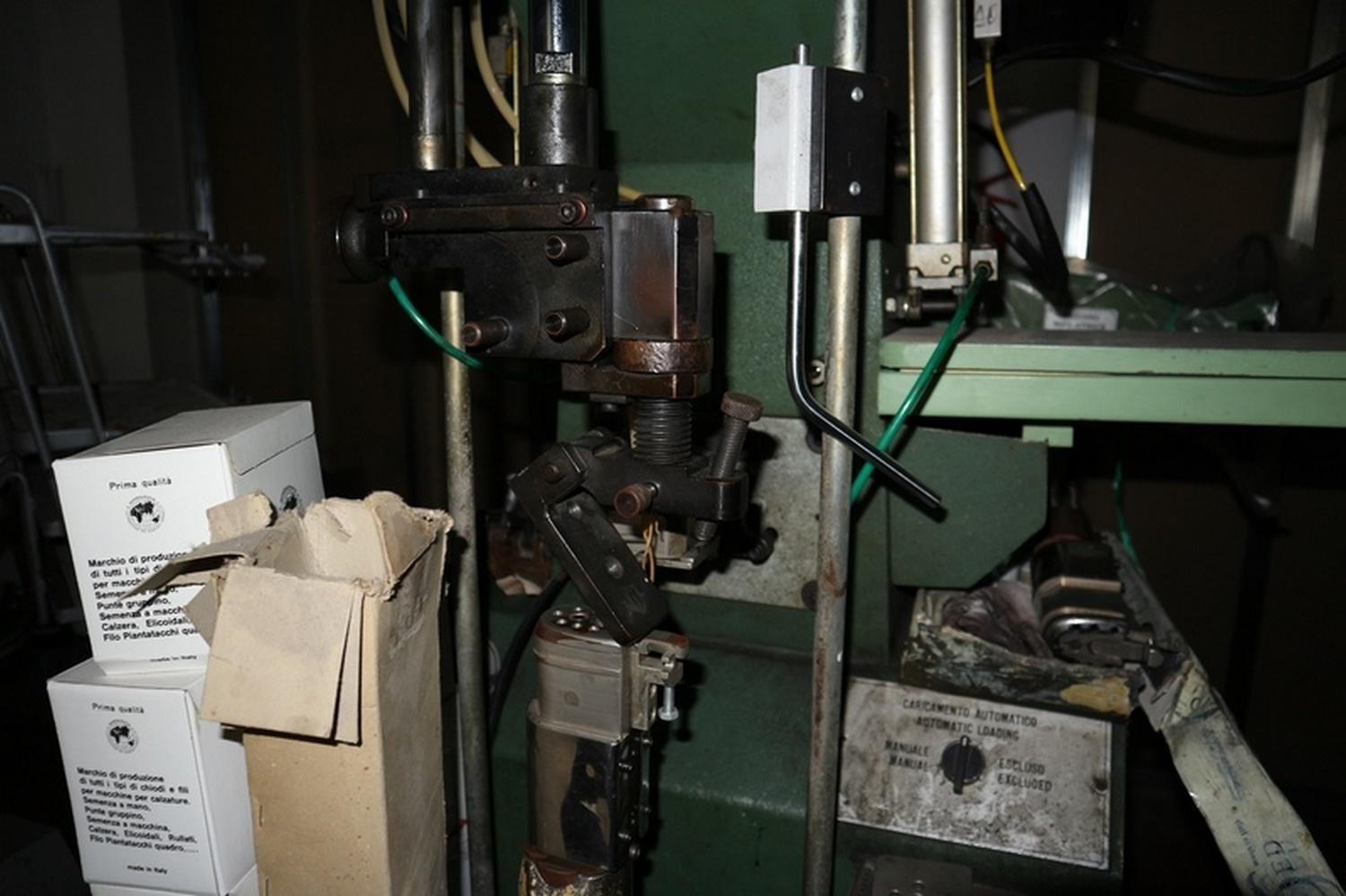 Lot Heel nailing machine SABAL