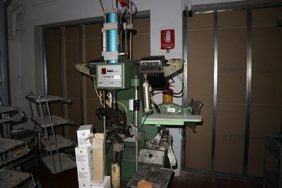 Lot Heel nailing machine SABAL