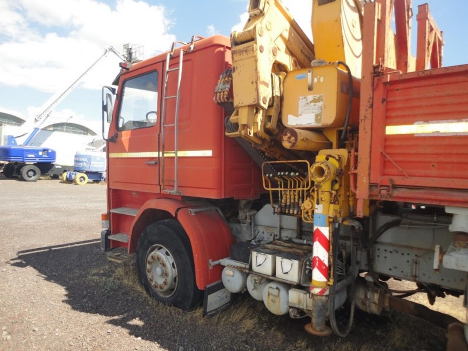 Lot Scania R142 H truck