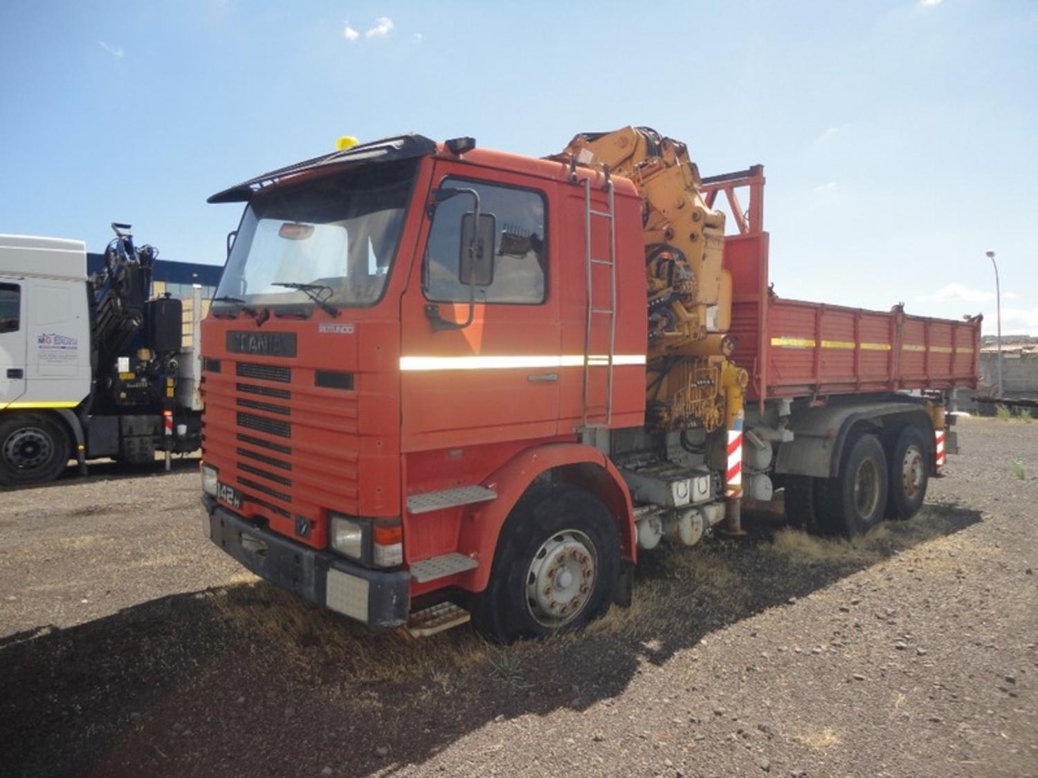 Lot Scania R142 H truck