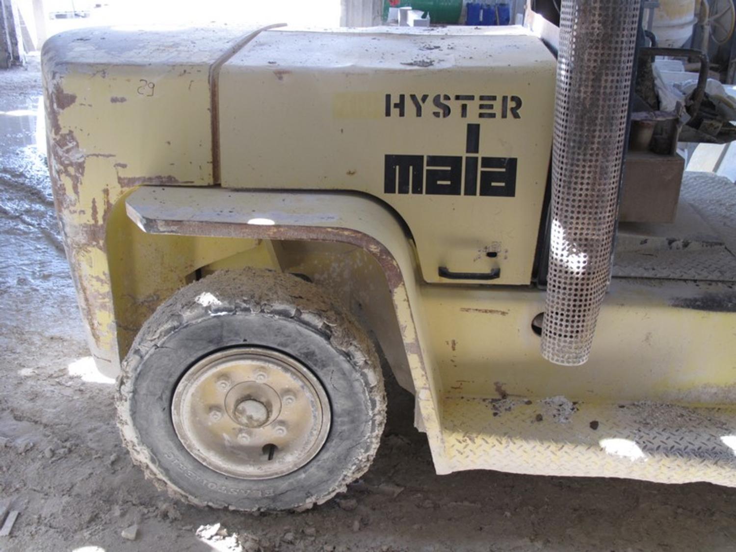 Lot Hyster H700 XL forklift truck