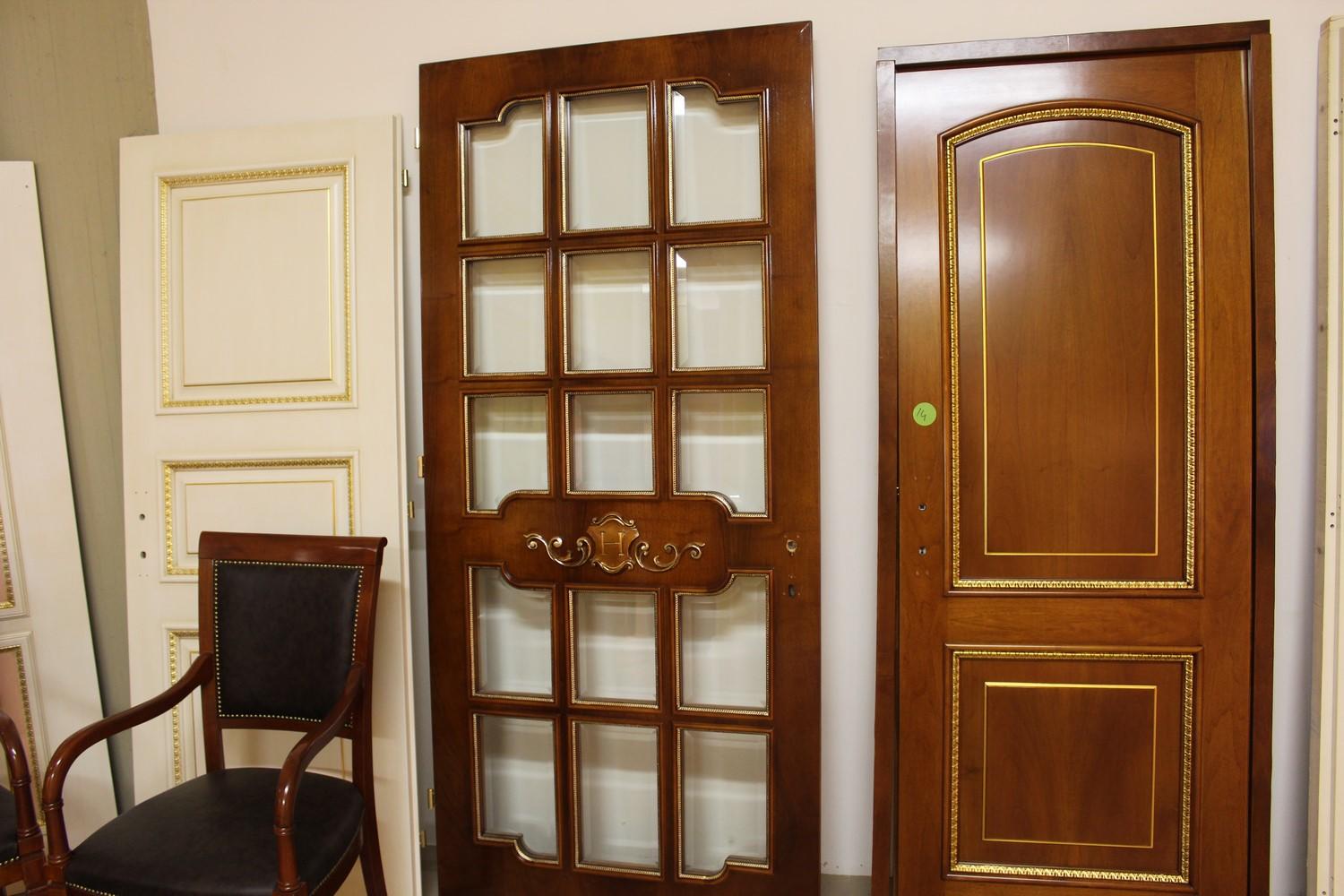 Lot Doors