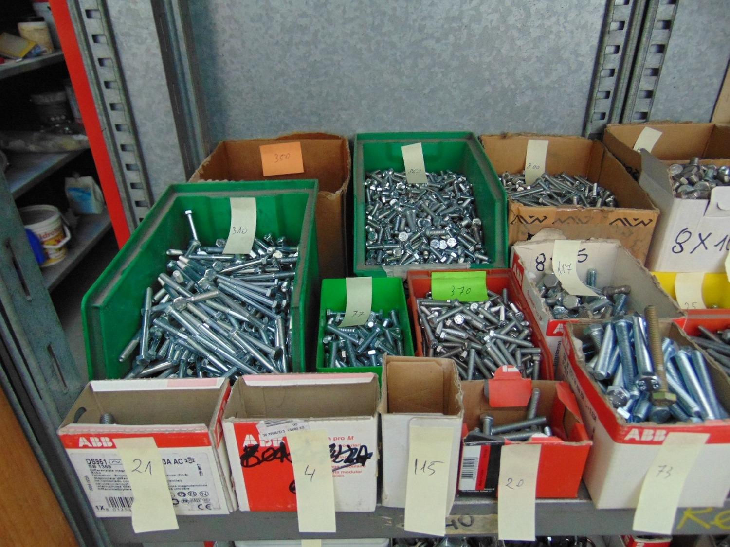 Lot Small metal products