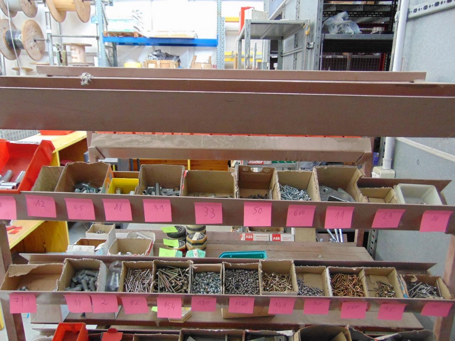 Lot Small metal products