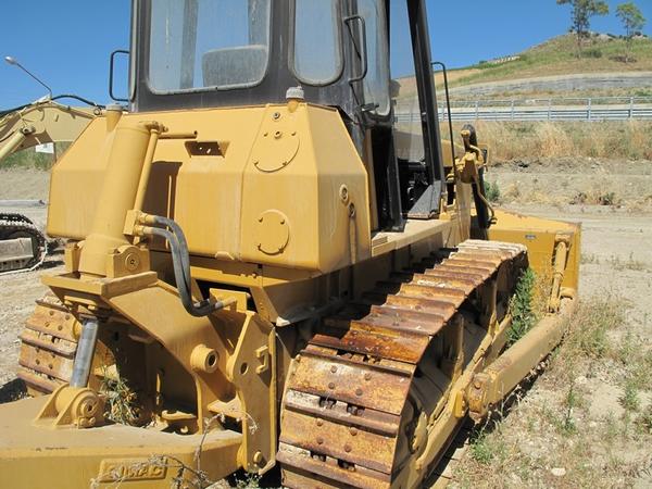 Lot Fiat crawler bulldozer