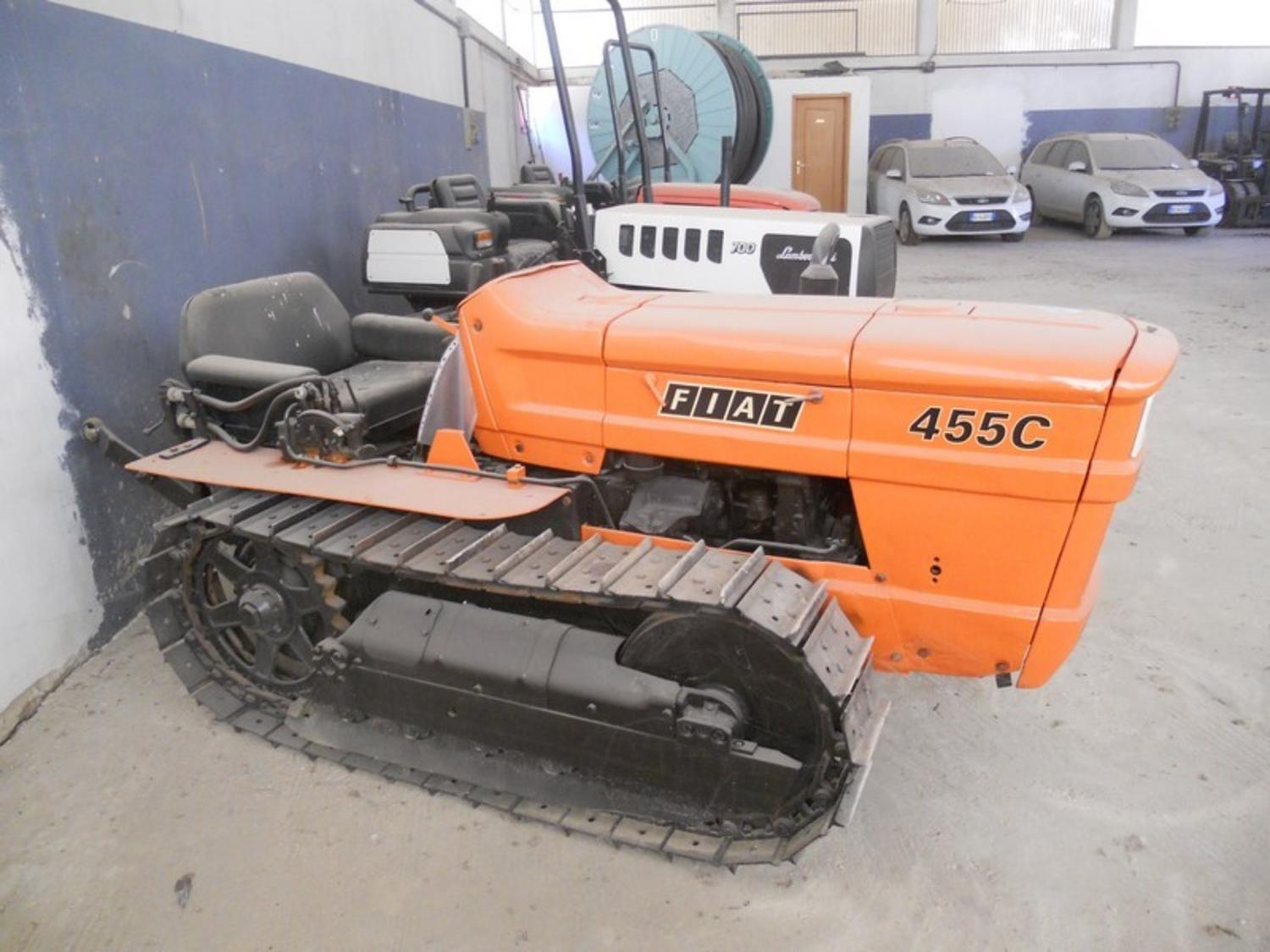 Lot Fiat crawler tractor
