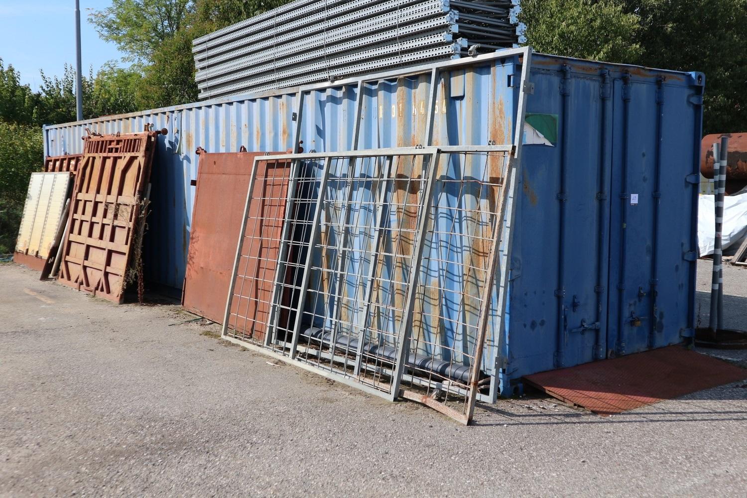 Lot Container
